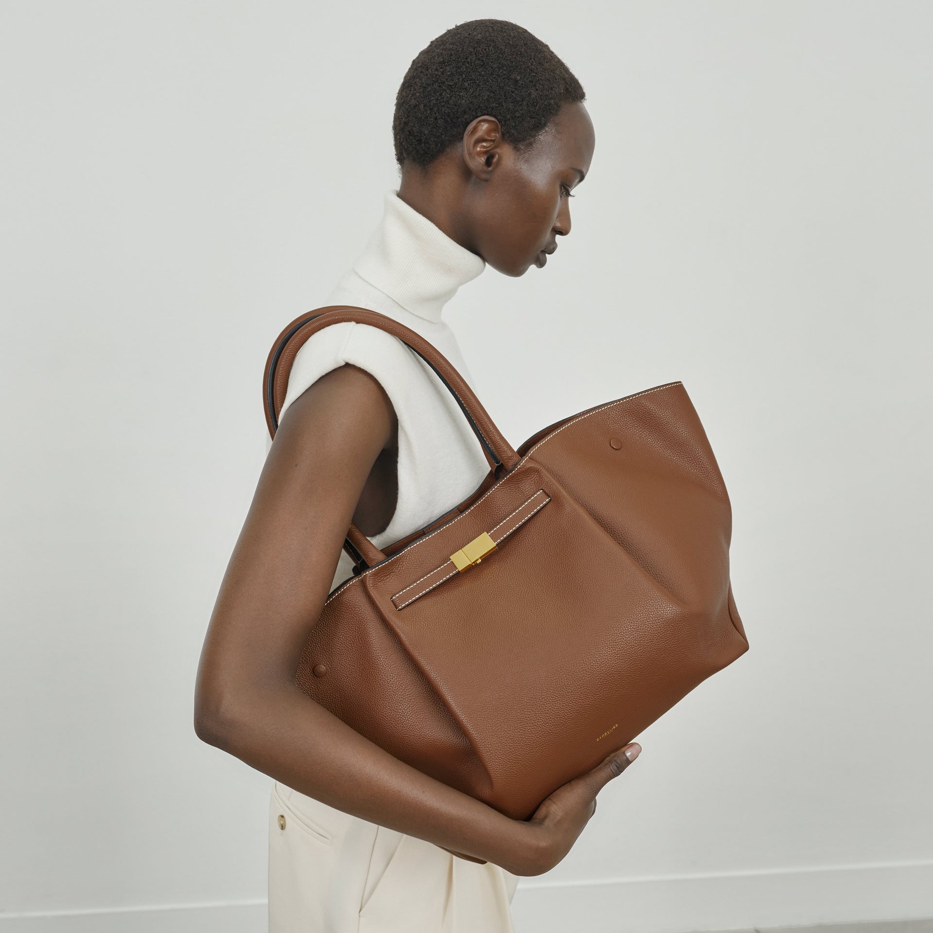 The New York | Tan Small Grain Ecru Stitching | DeMellier