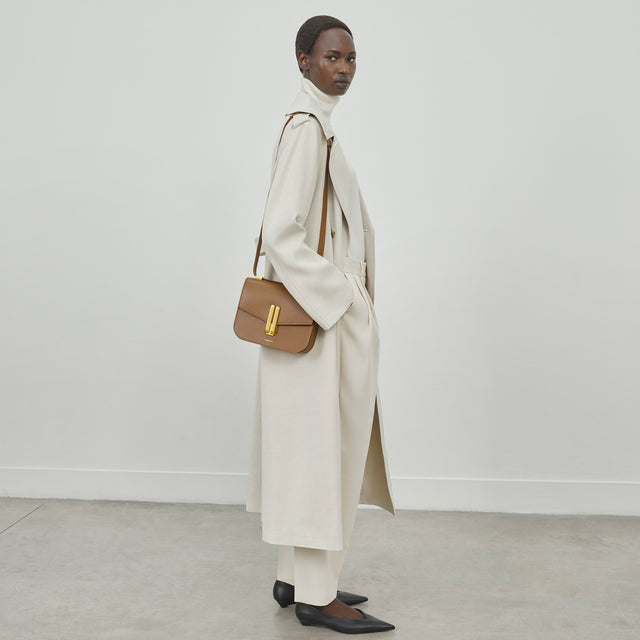 The Vancouver | Deep Toffee Smooth | DeMellier