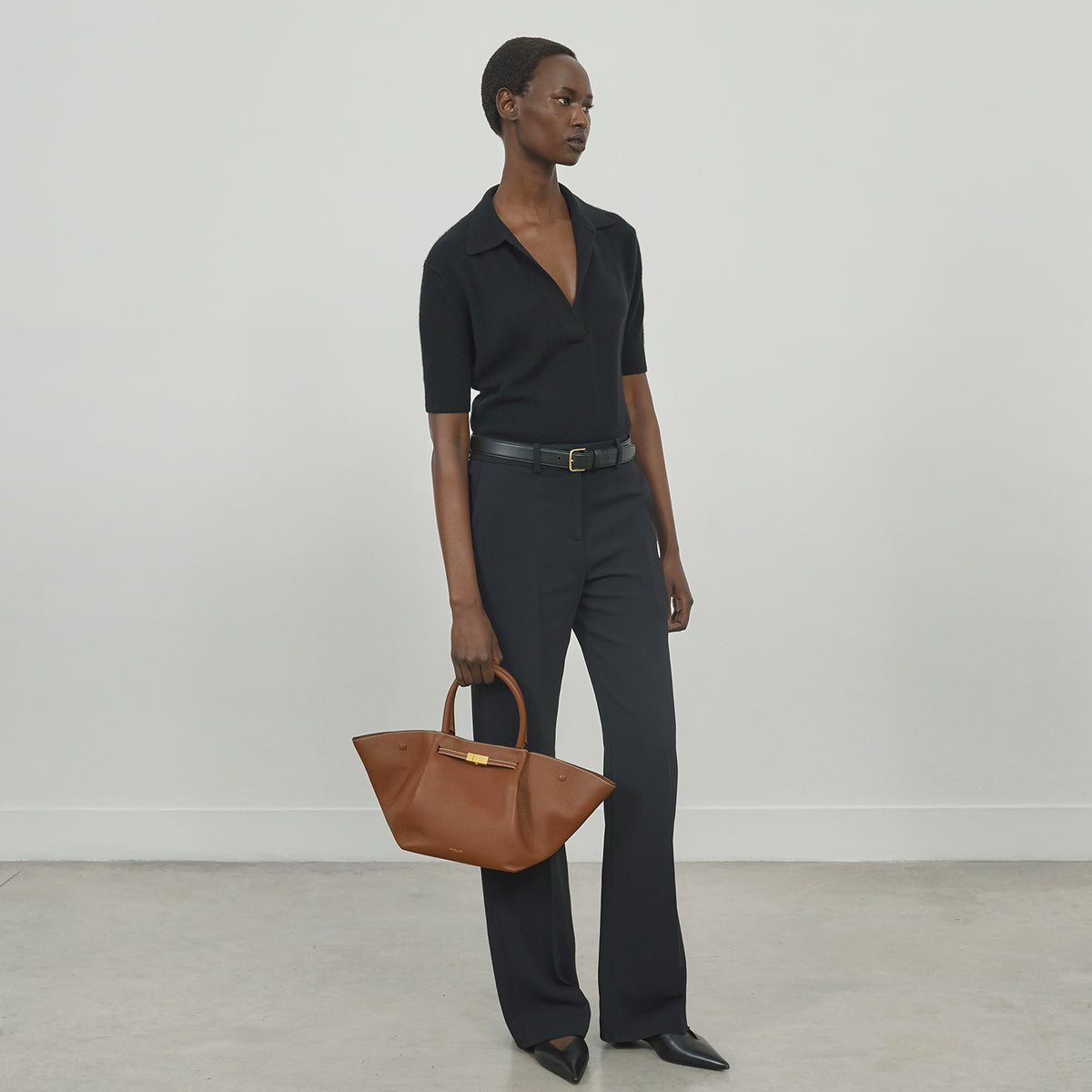 The Midi New York | Tan Small Grain Ecru Stitching | DeMellier