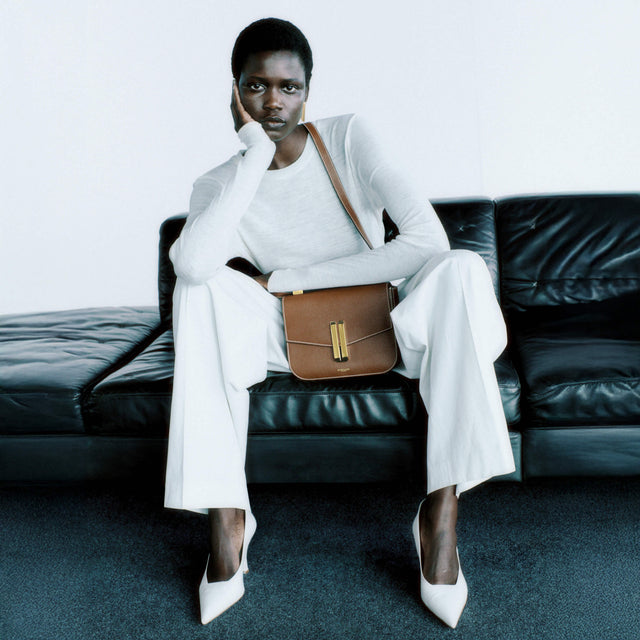 The Vancouver | Tan Small Grain Ecru Stitching | DeMellier