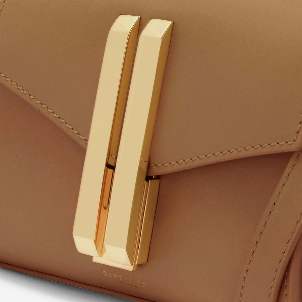 The Nano Montreal | Deep Toffee Smooth | DeMellier